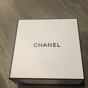 CHANEL | Other | Chanel Gift Box | Poshmark